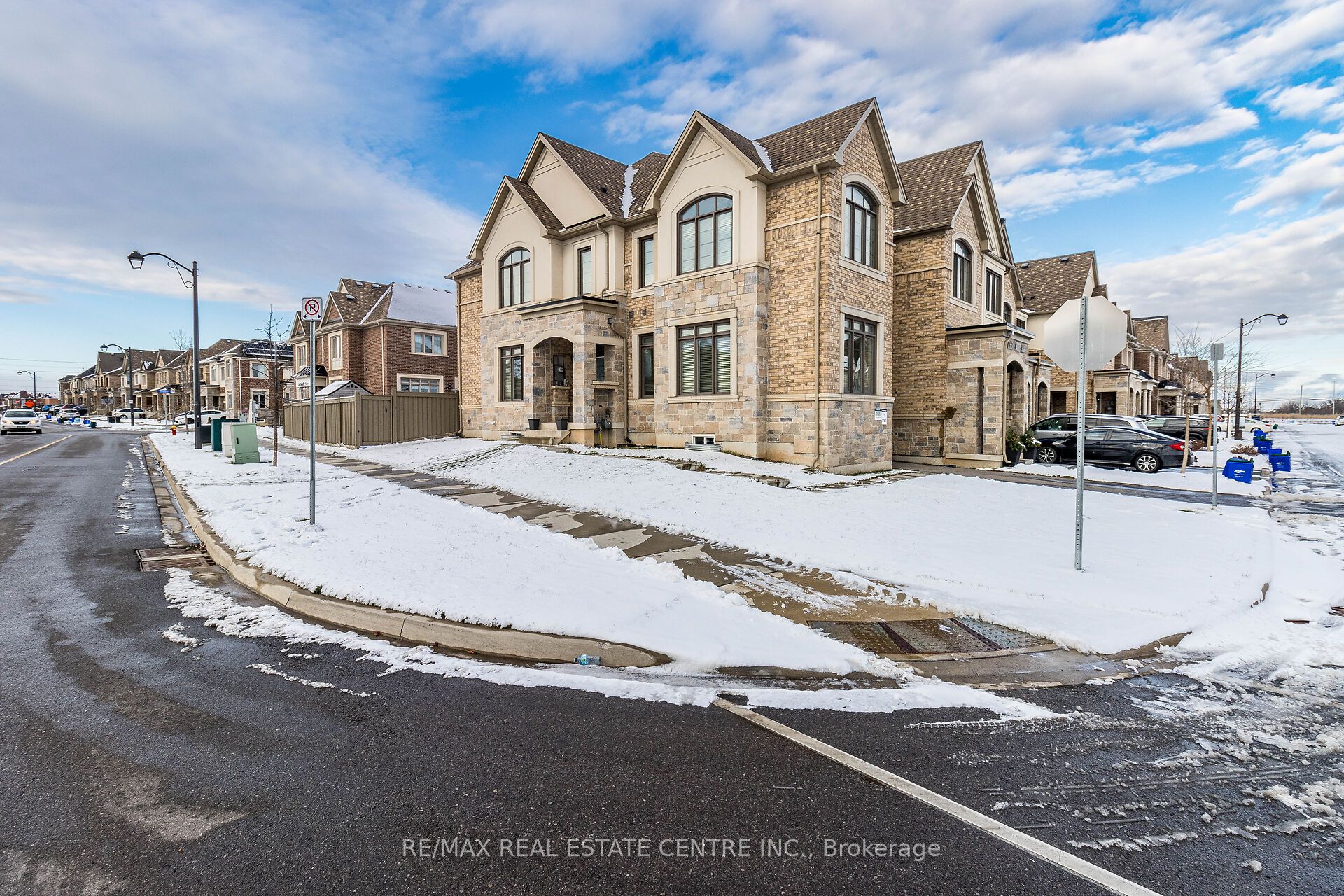 1352 Restivo Lane, Sold in Milton - Zoocasa