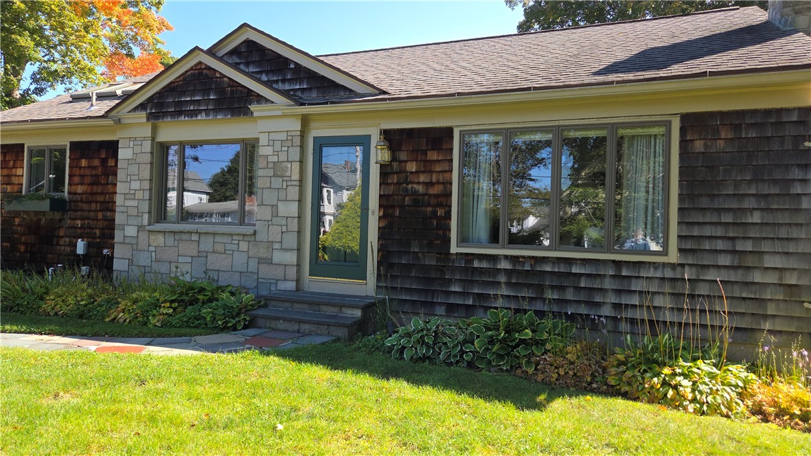 69 Station St, For Sale in Coventry - eXp Realty