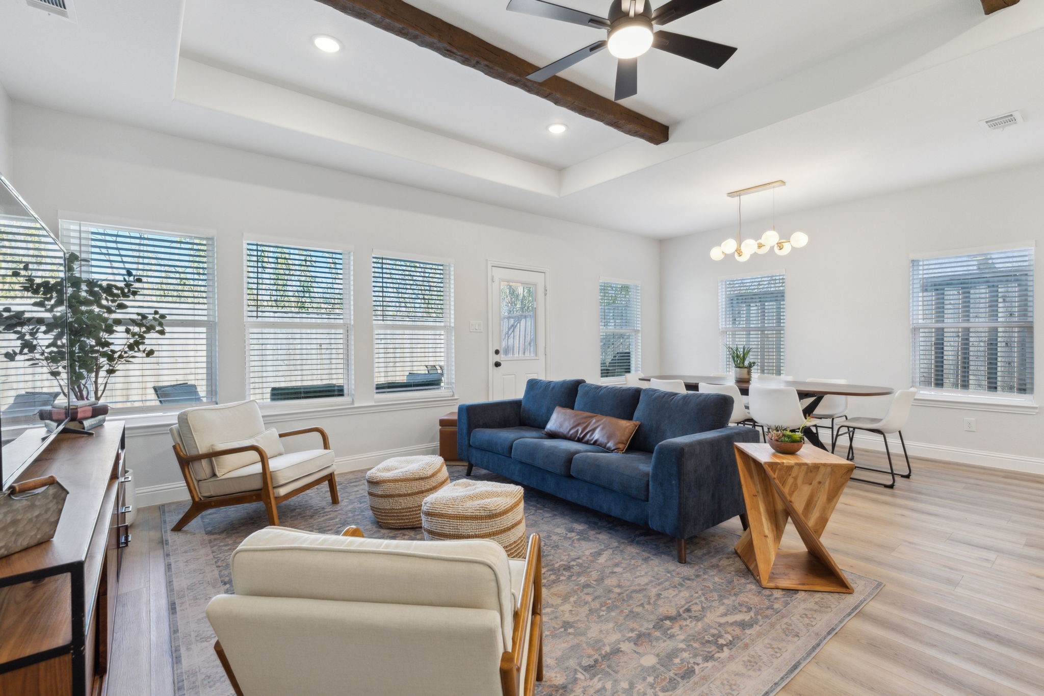 1951 Nomas St, For Sale in Dallas - Zoocasa