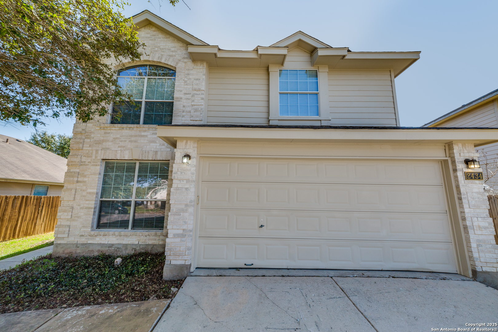 2434 Dove Crossing, For Rent in New Braunfels - Zoocasa