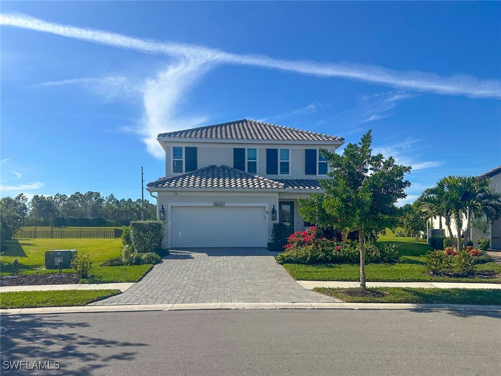 4605 Centaurus Cir, For Sale in Naples - eXp Realty