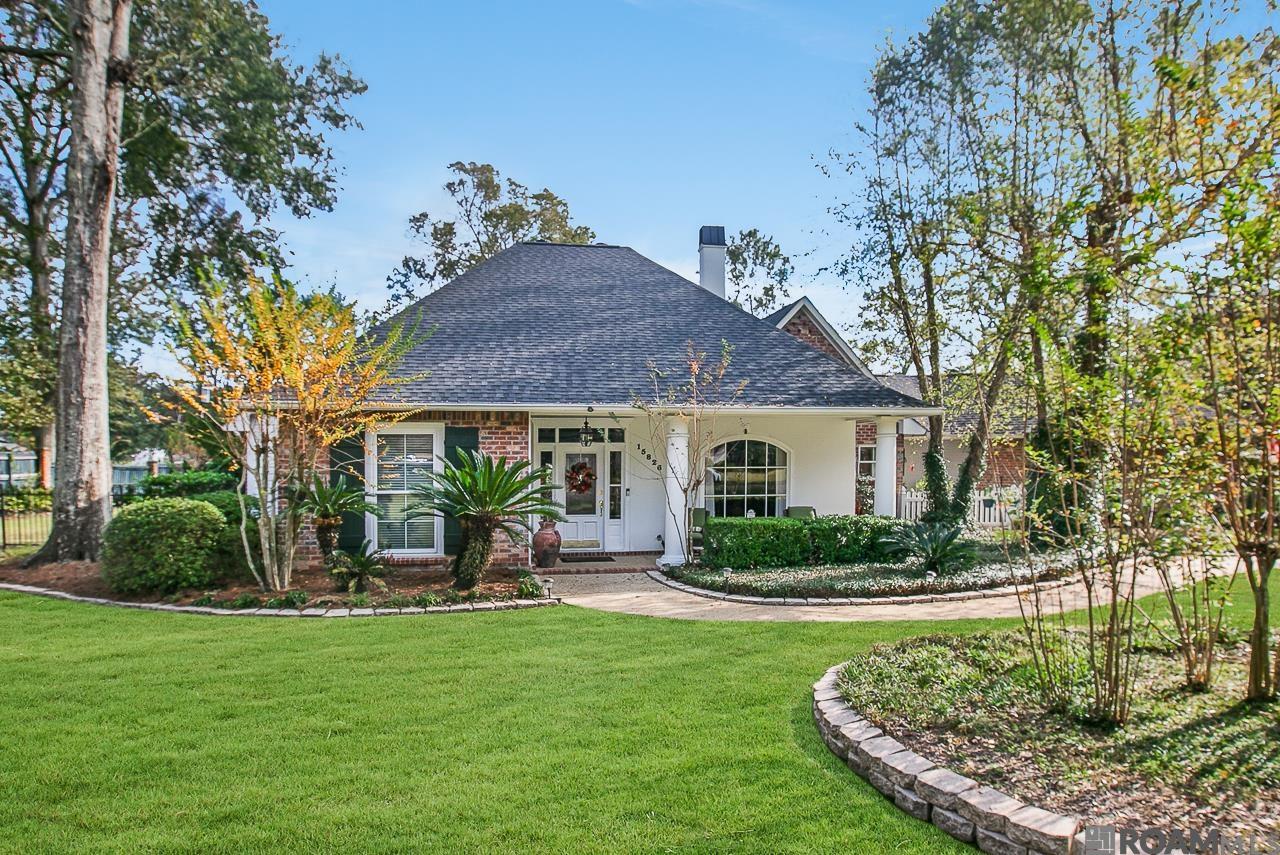 15826 Castle Ridge St, For Sale in Baton Rouge - Zoocasa