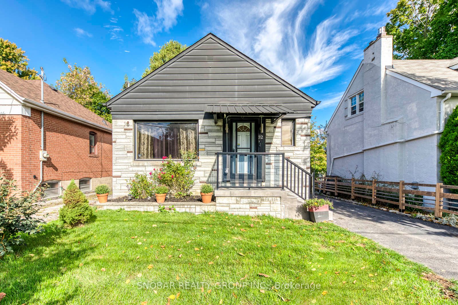 32 Dixon Rd, Sold in Etobicoke - eXp Realty