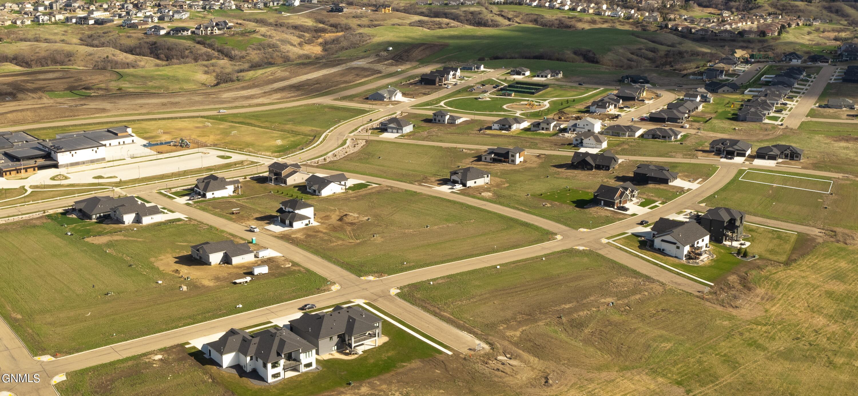4302 Elk Ridge Drive, For Sale in Bismarck - eXp Realty