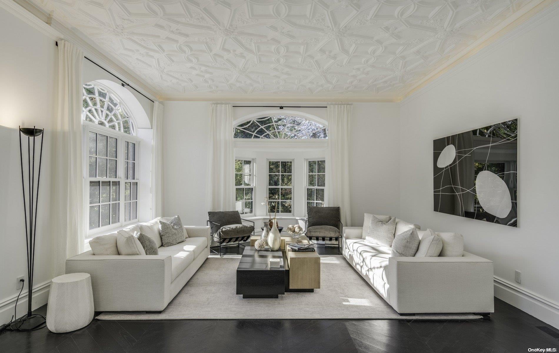 7 Stone Arch Rd, Sold in Old Westbury - eXp Realty