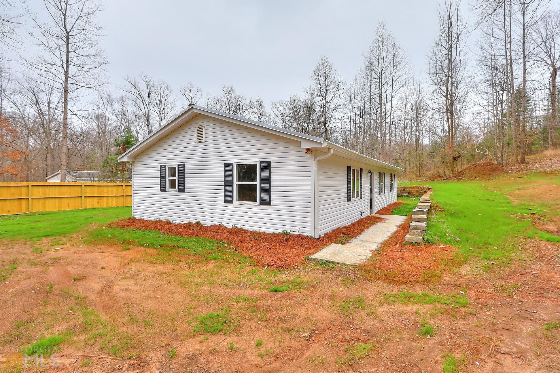 202 Cooper Valley Drive, Sold in Martin - Zoocasa