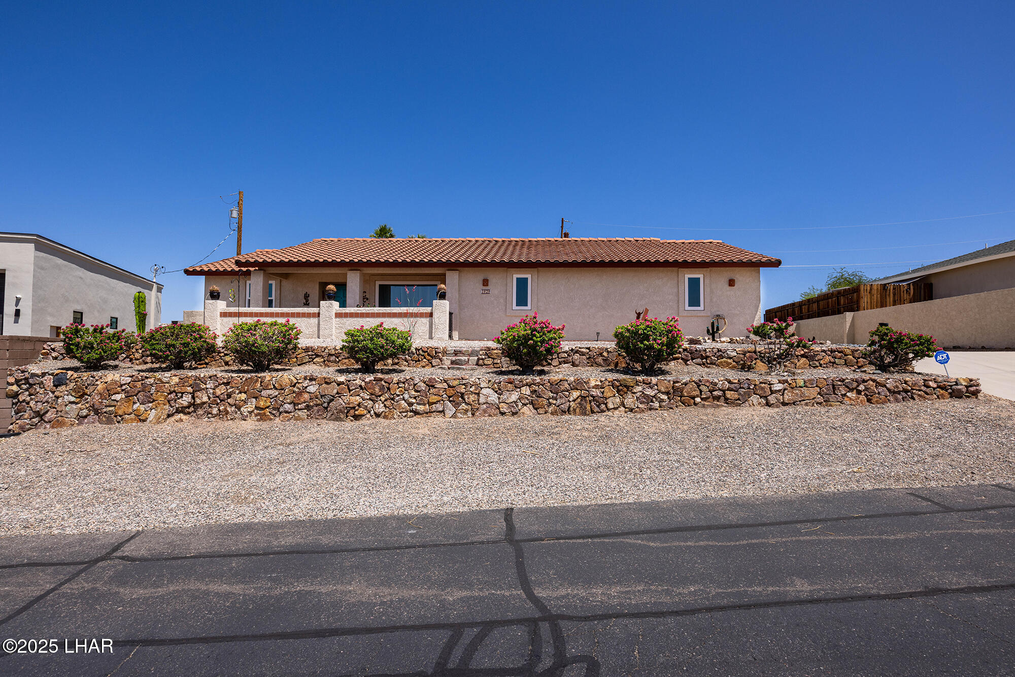 1929 Burgundy Ln, For Sale in Lake Havasu City - eXp Realty