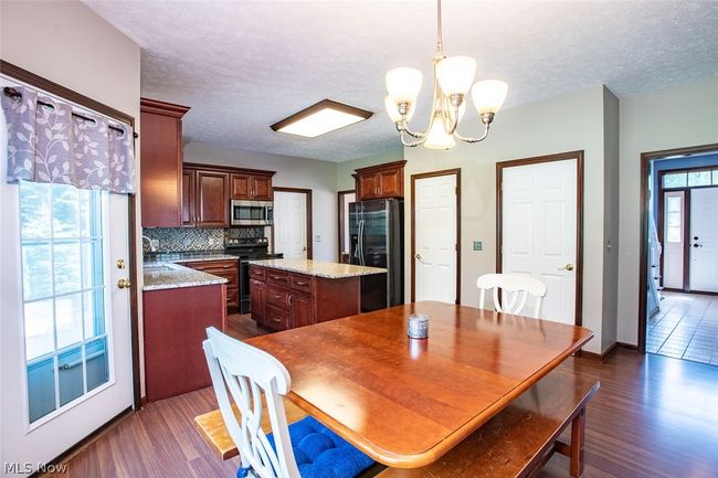 14877 Stillbrooke Drive, Sold in Strongsville - Zoocasa