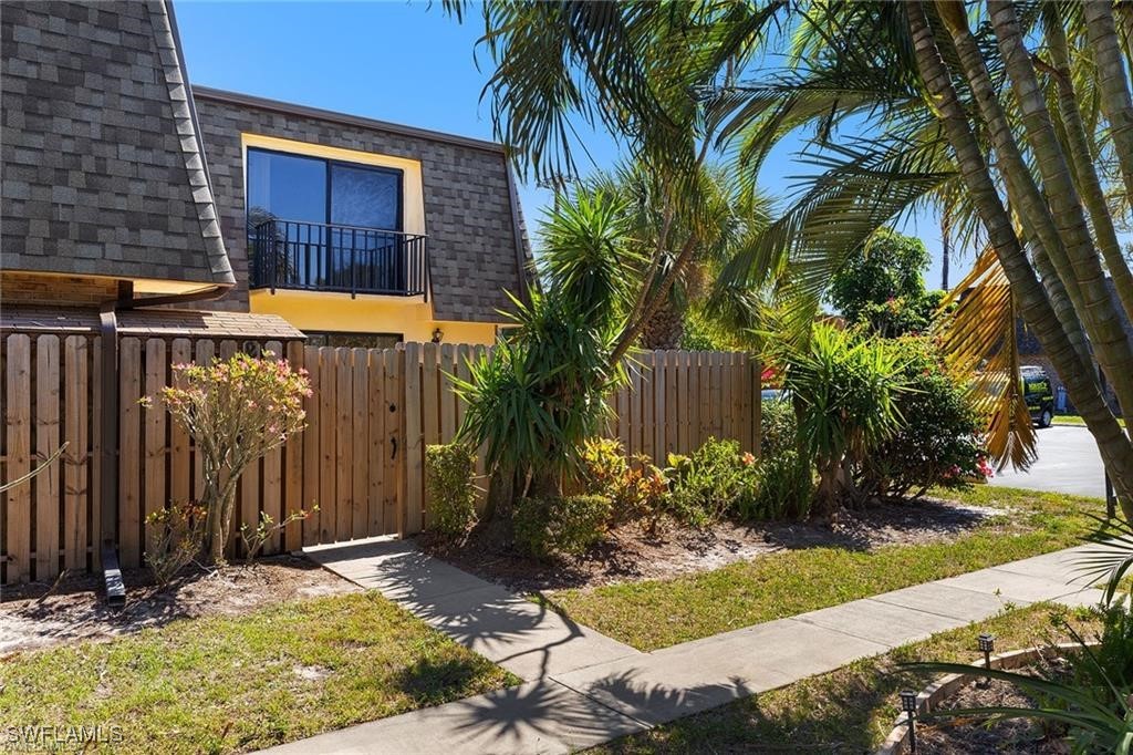 2 - 5544 Malt Drive, For Rent in FORT MYERS - Zoocasa