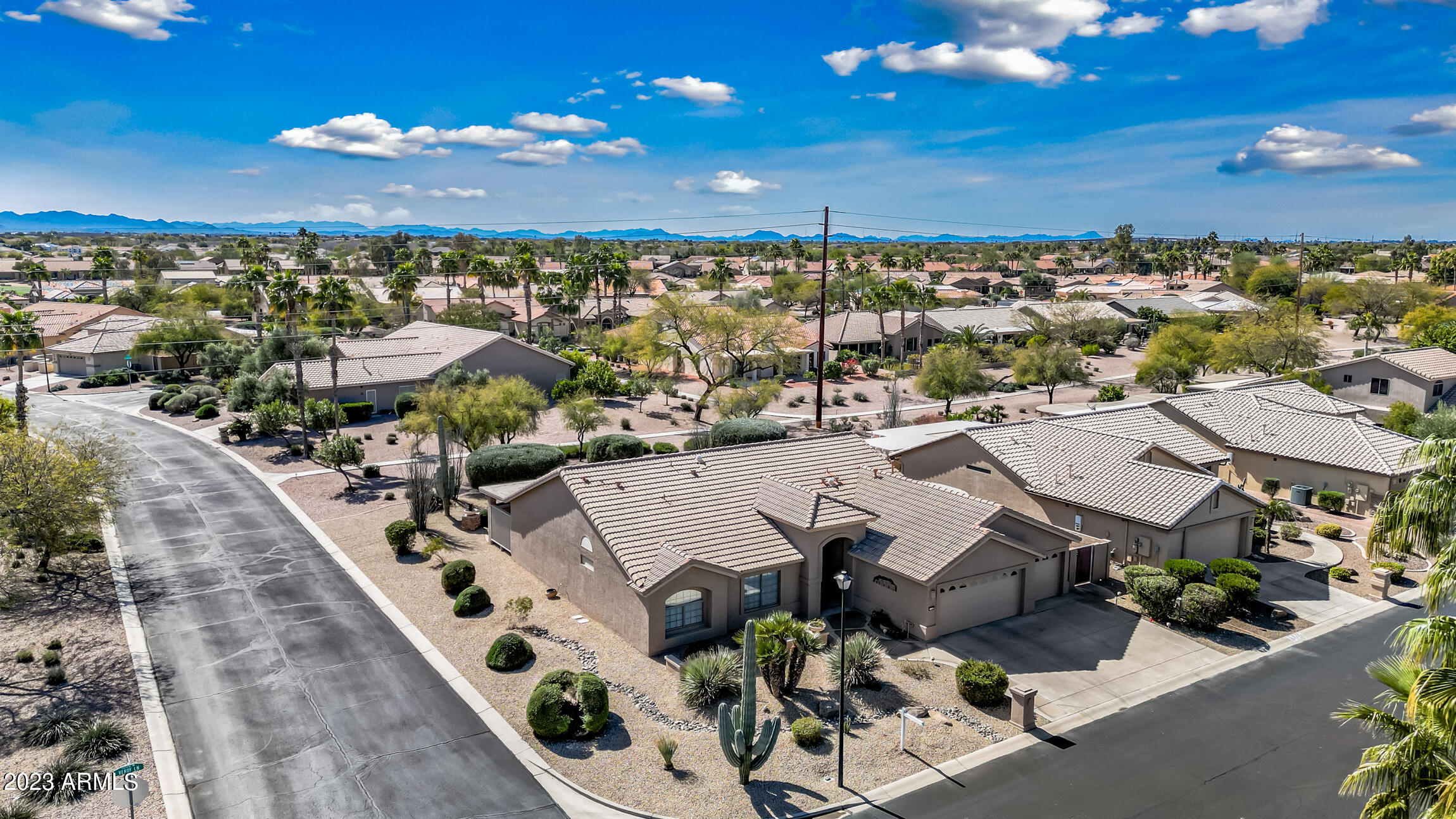 15707 W Verde Lane, Sold in Goodyear - Zoocasa