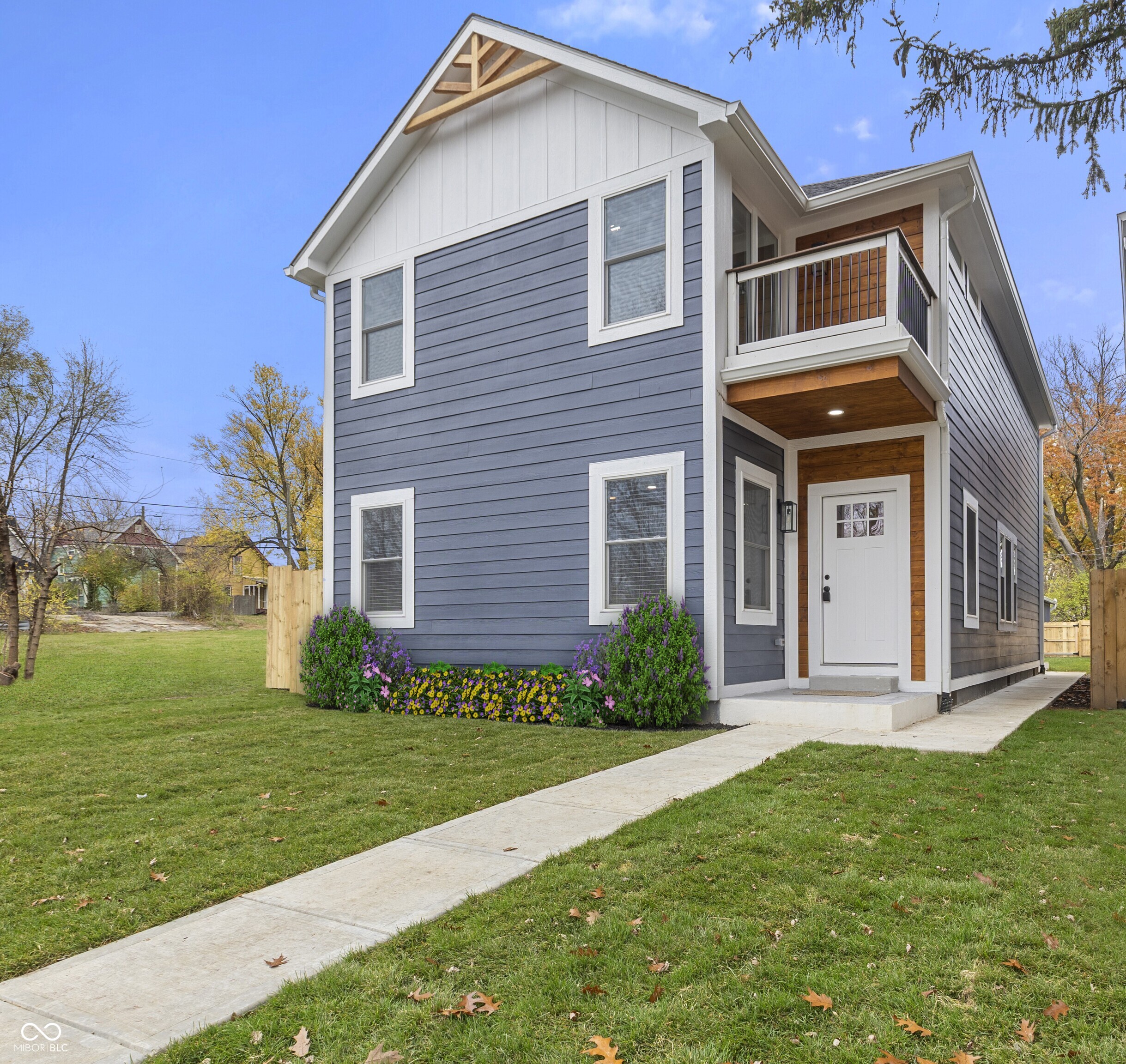 1519 N Beville Avenue, For Sale in Indianapolis - Zoocasa