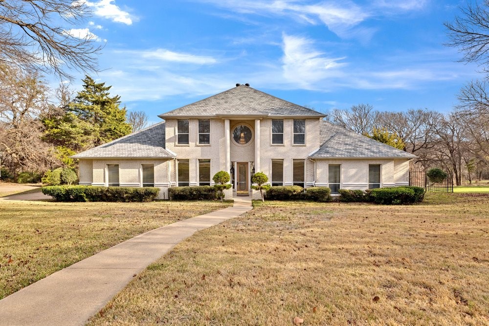 324 Rolling Oaks Rdg, For Sale in Cedar Hill - eXp Realty