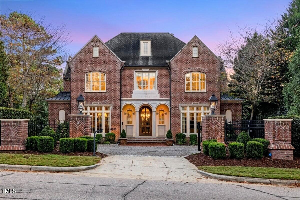 2627 Fairview Rd, Sold in Raleigh - eXp Realty