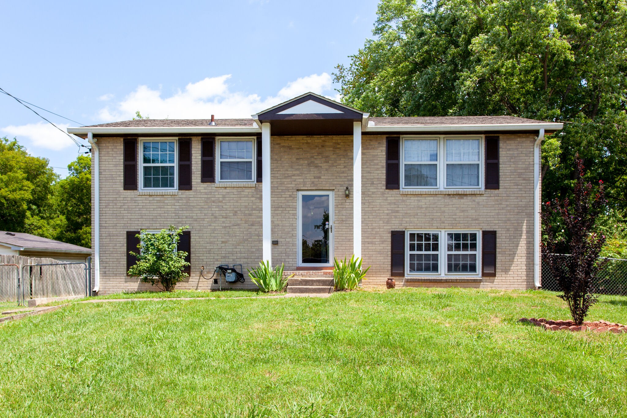 240 Bart Dr, Sold in Antioch - Zoocasa