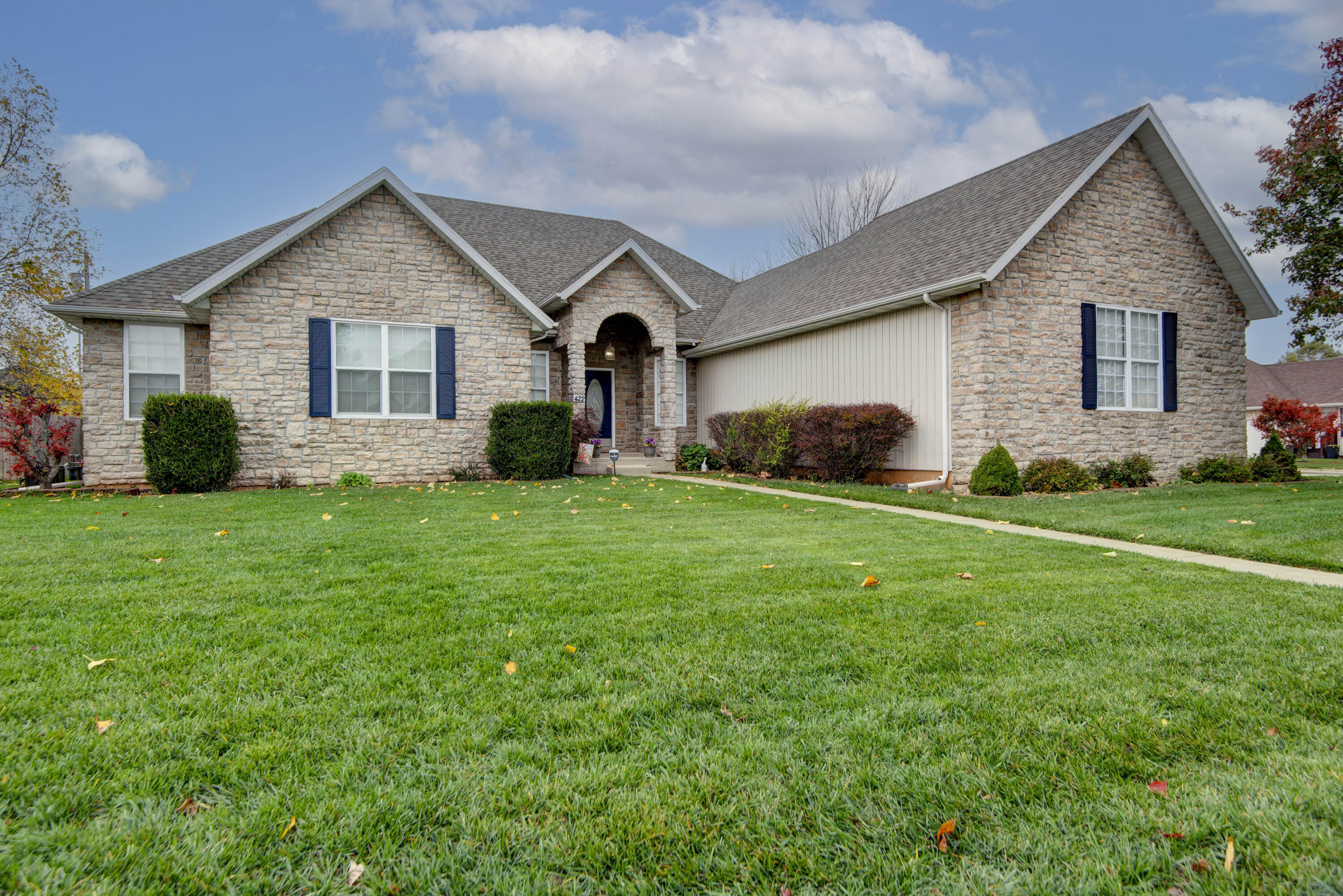422 E Grace Street, For Sale in Republic - eXp Realty