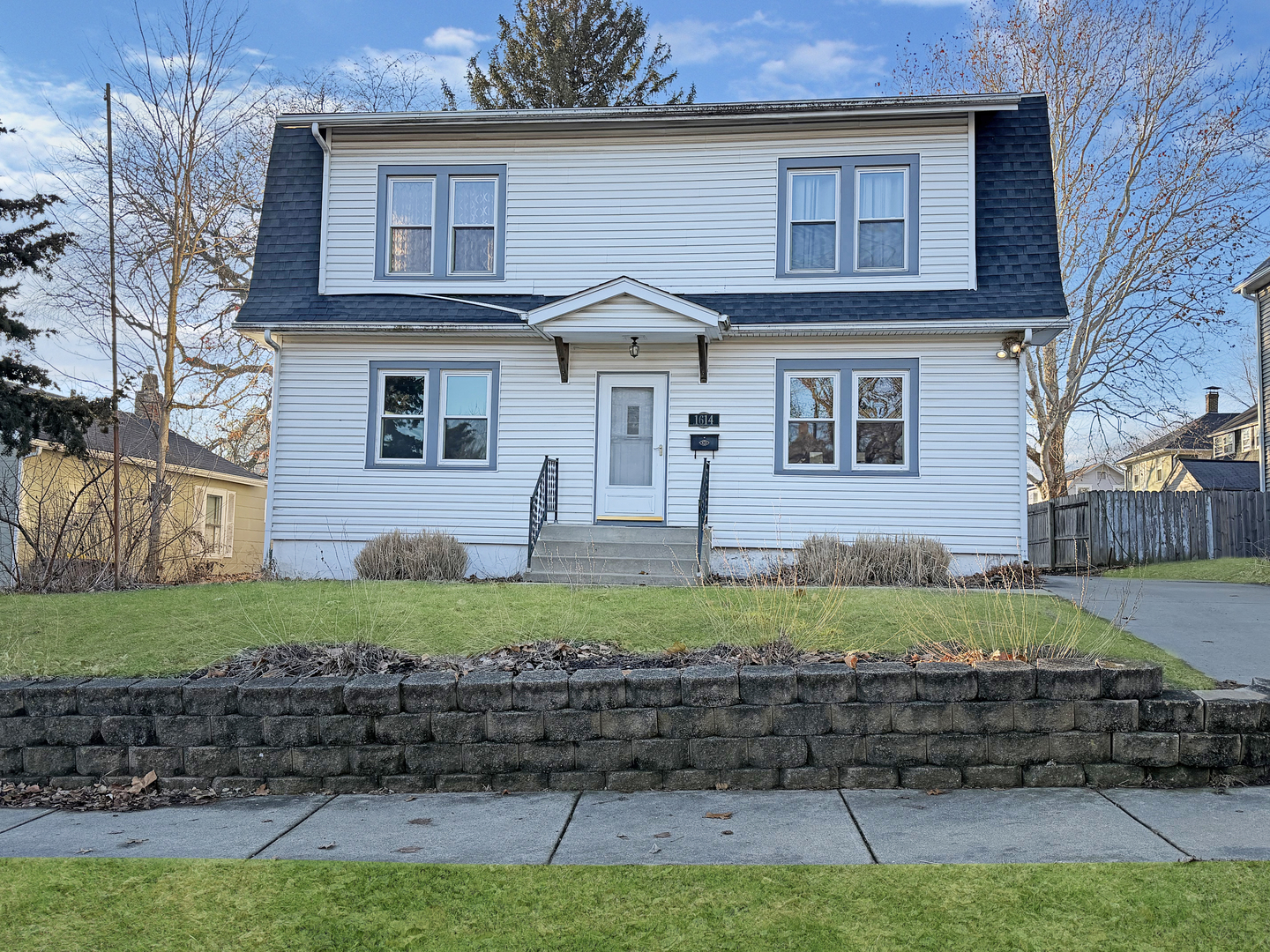 1614 S Carroll Ave, For Sale in Freeport - eXp Realty