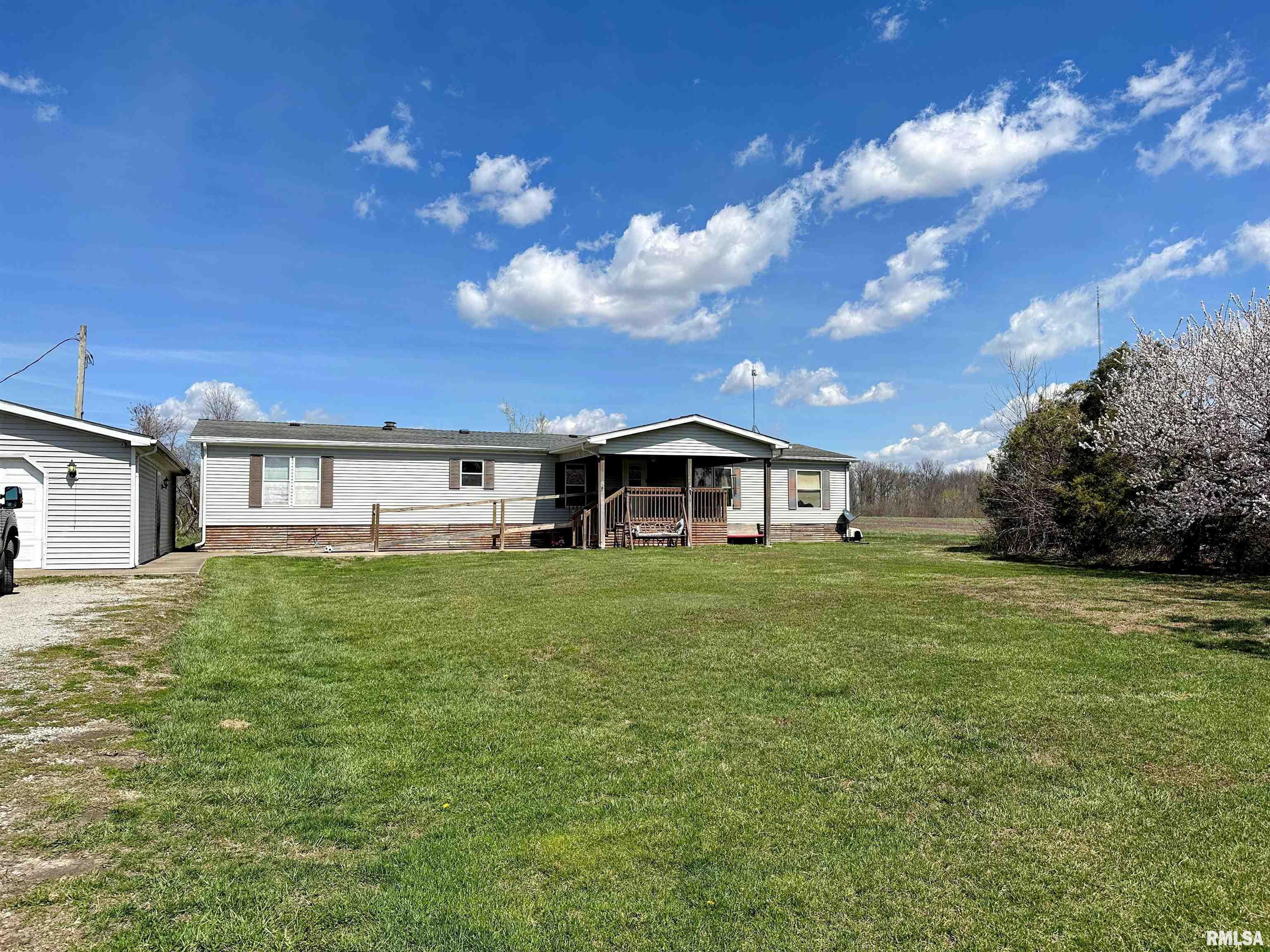 14958 Sulphur Springs Road, For Sale in Creal Springs - Zoocasa