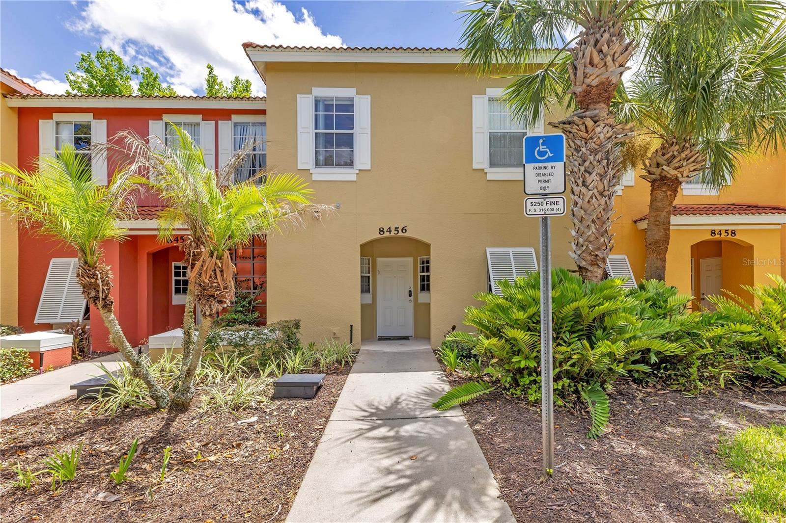 8456 Crystal Cove Loop, For Sale in Kissimmee - eXp Realty