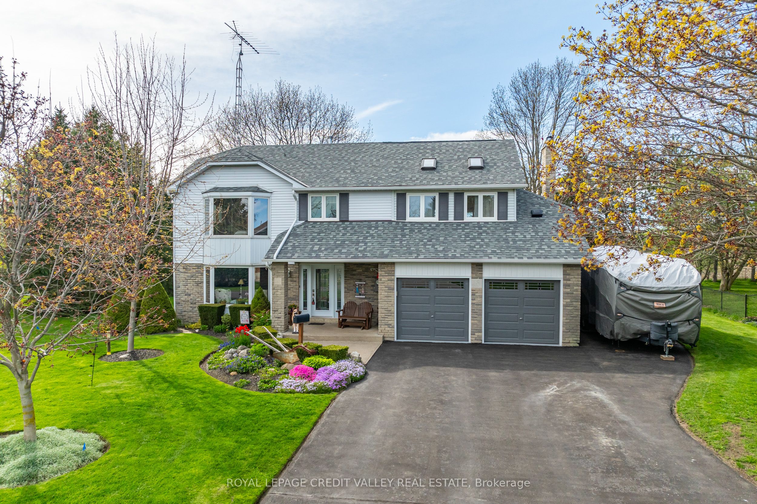 18 Kevinwood Dr, Sold in Caledon Village - Zoocasa