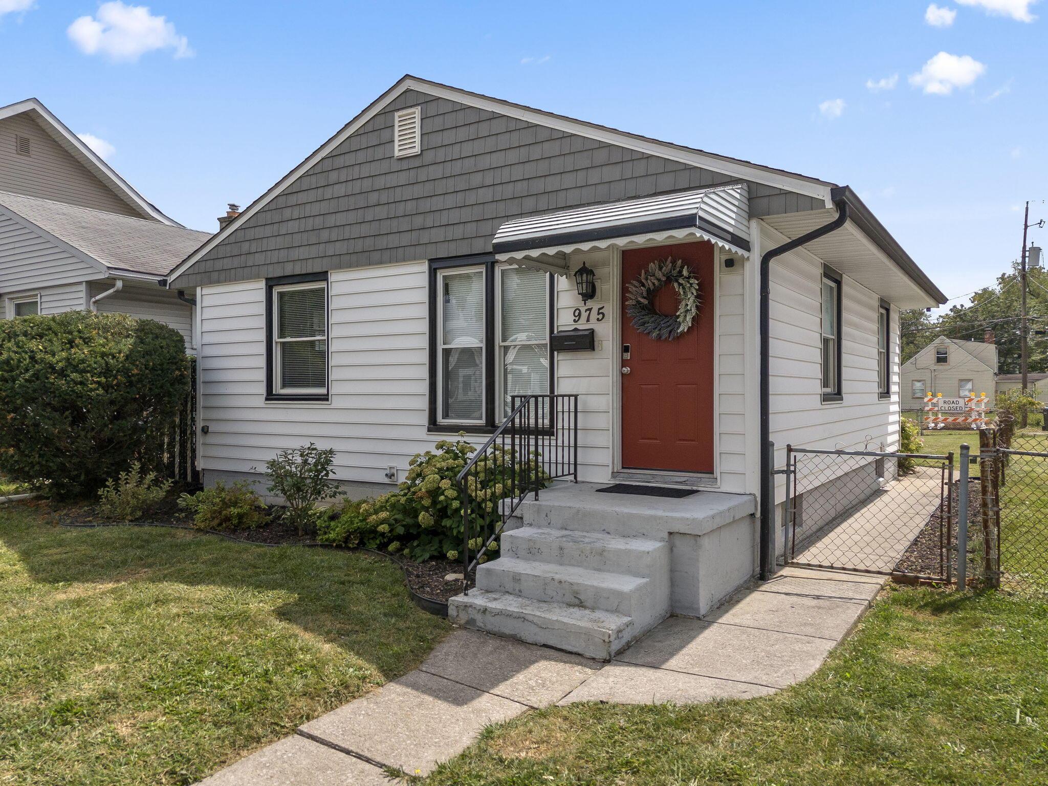 975 E 14 Th Ave, For Sale in Columbus - eXp Realty