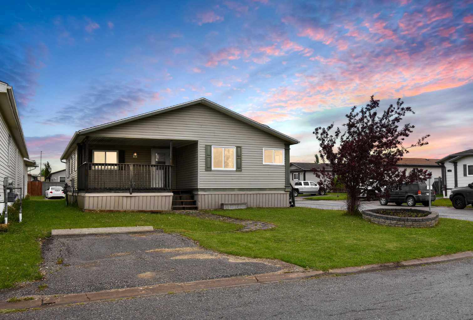 9002 89 Ave, Sold in Grande Prairie - eXp Realty