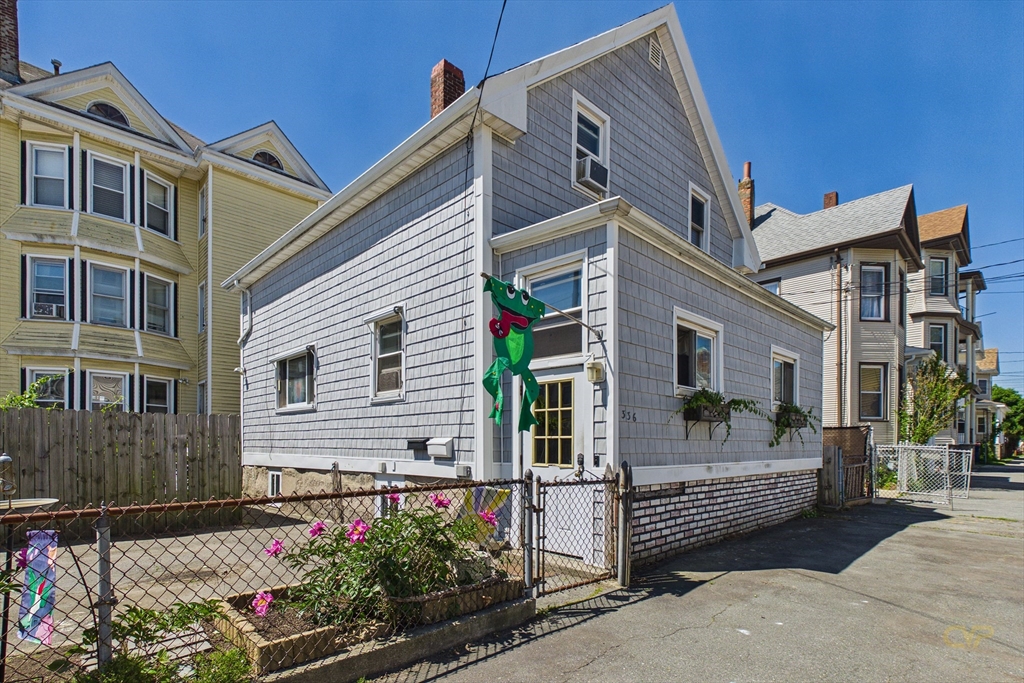 336 Davis St, For Sale in New Bedford - eXp Realty