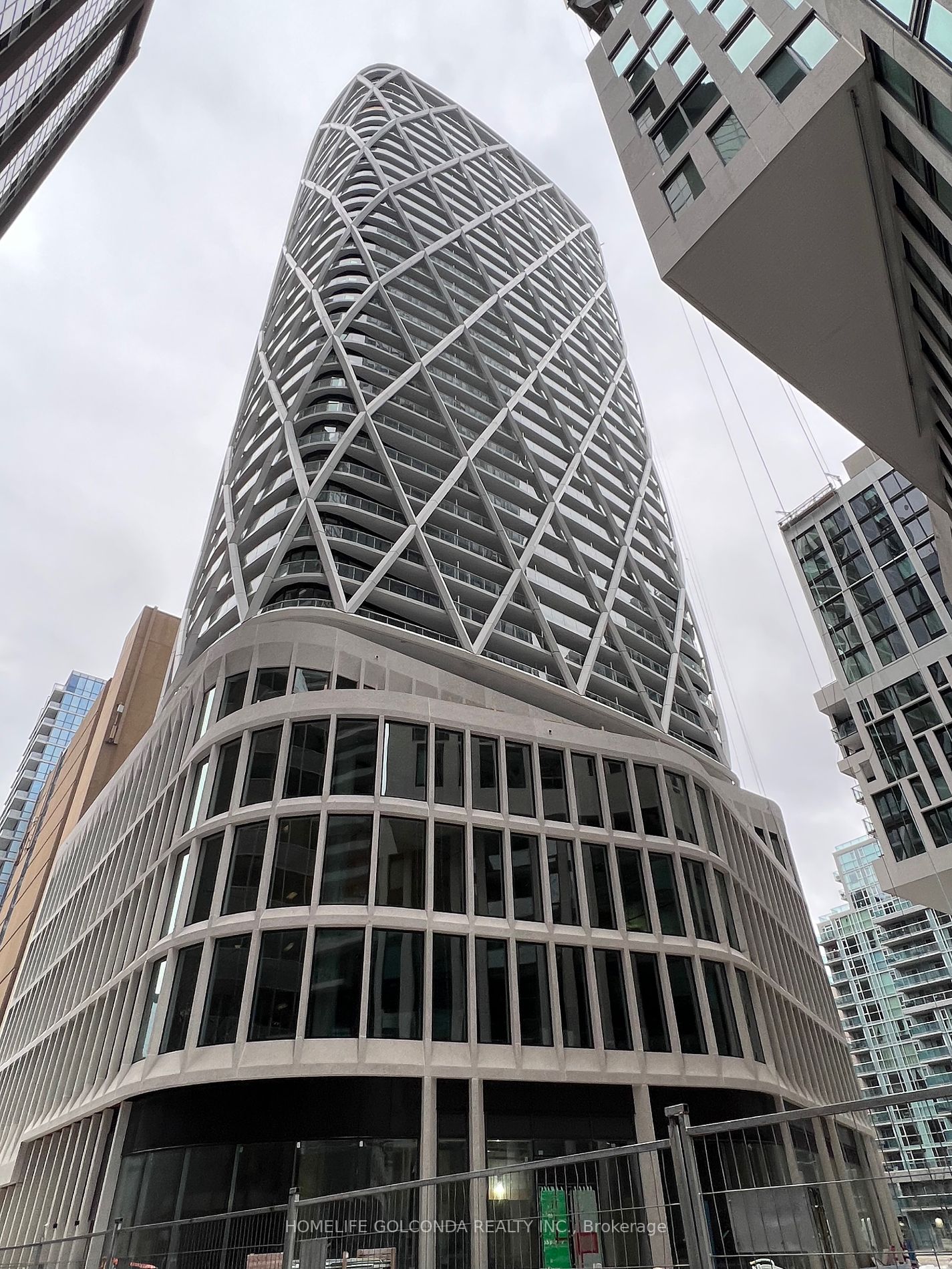 2416 - 230 Simcoe St, Leased in Toronto - Zoocasa