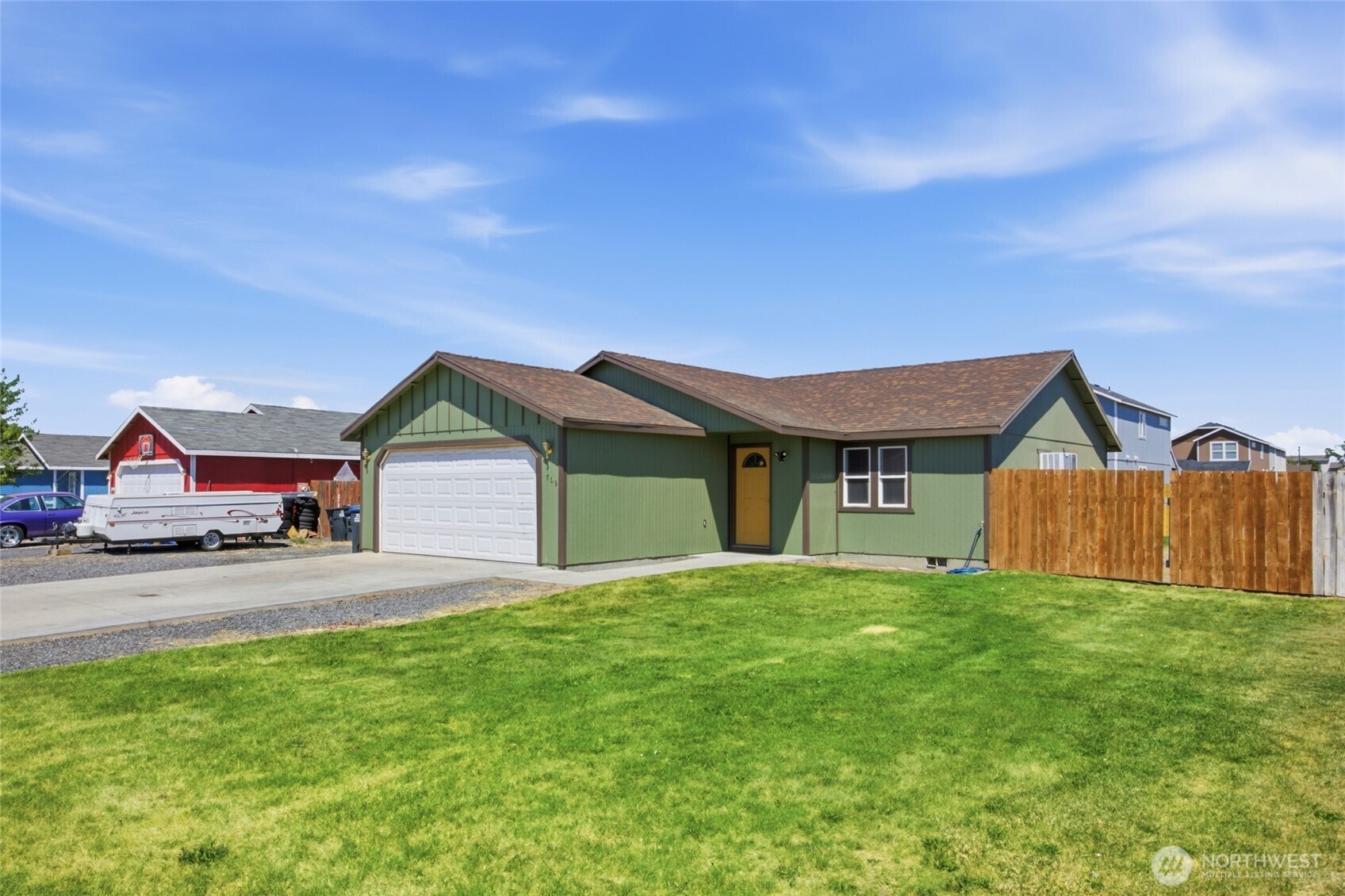 709 N Paxson Dr, For Sale in Moses Lake - eXp Realty