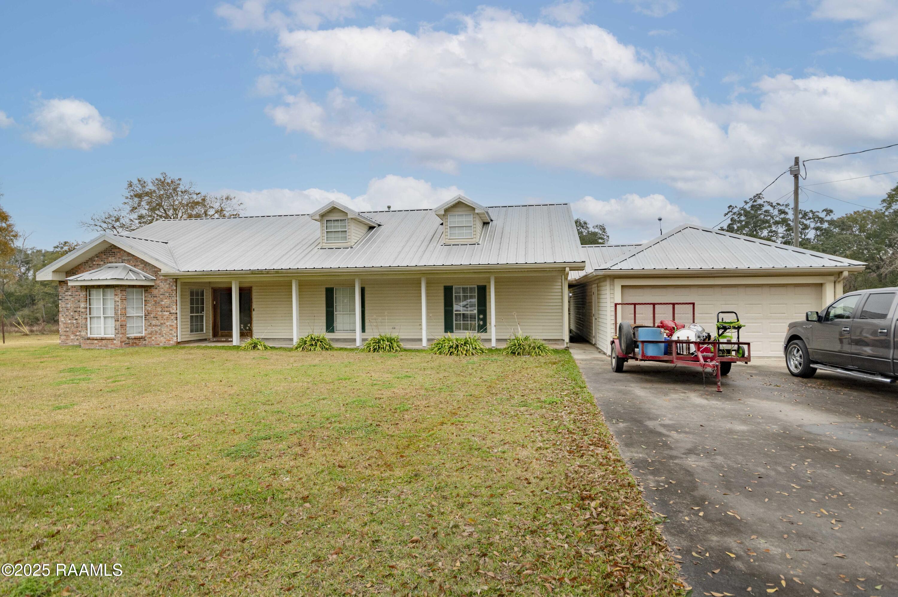 207 Sparrow St, For Sale in New Iberia - eXp Realty