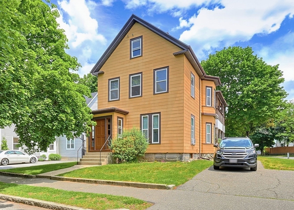 9 Elm St, For Sale in Melrose - eXp Realty