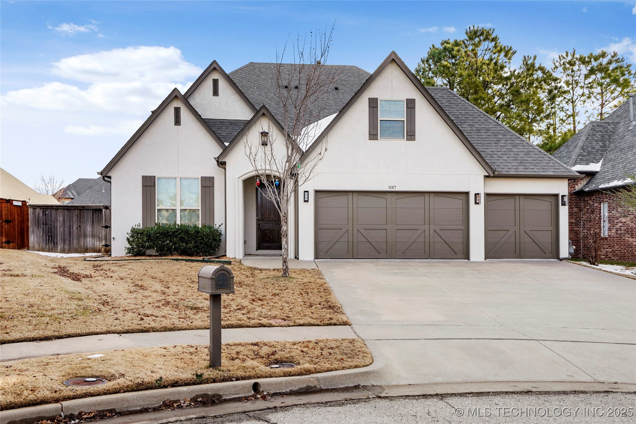 1017 S Kalanchoe Avenue, For Sale in Broken Arrow - eXp Realty