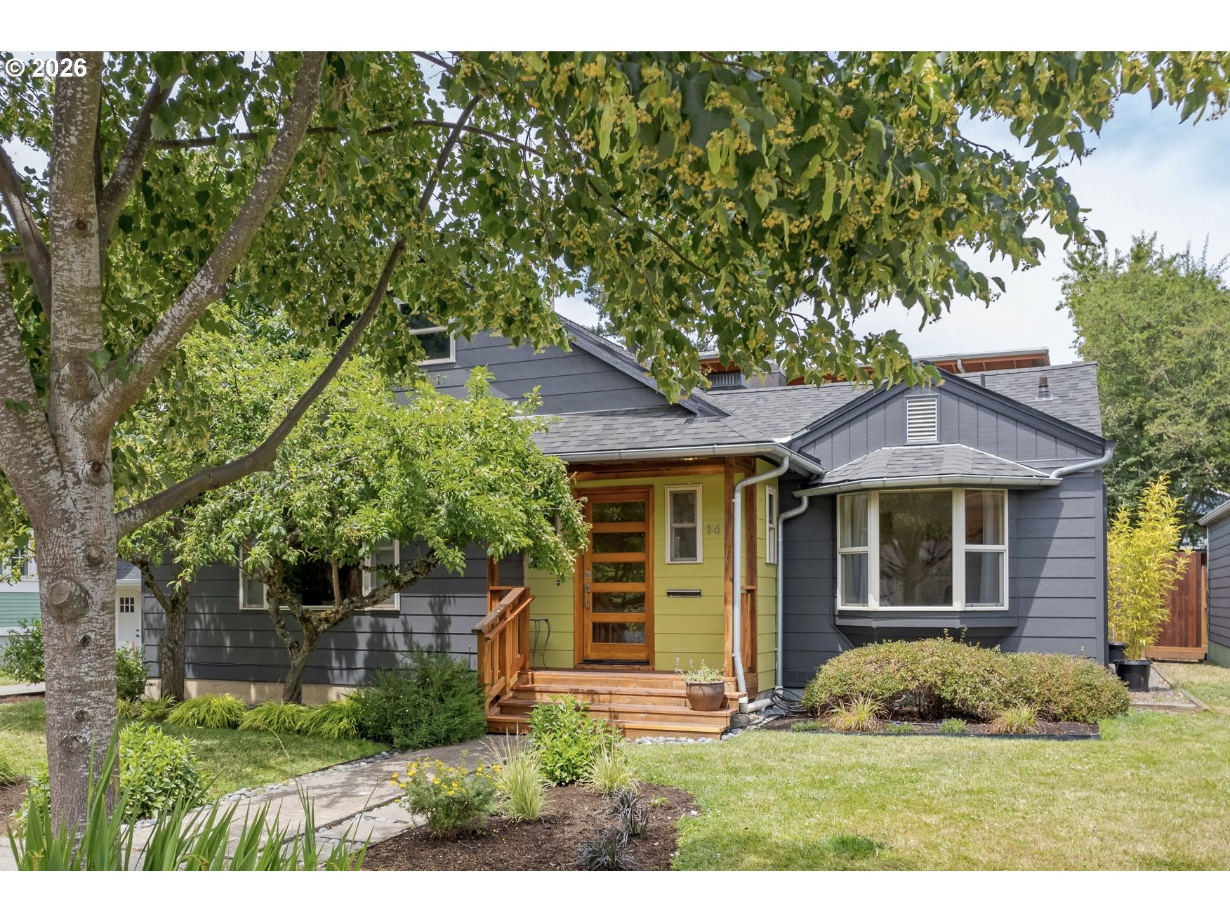 1455 E 23Rd Ave, Pending in Eugene - eXp Realty
