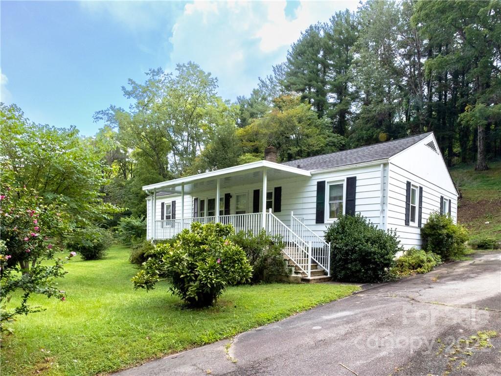 14 Spring Cove Road, Sold in Asheville - Zoocasa