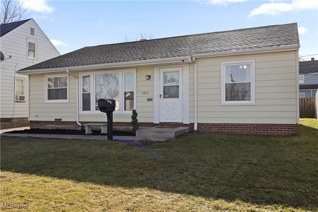 3325 Commonwealth Drive, For Sale in Parma - eXp Realty