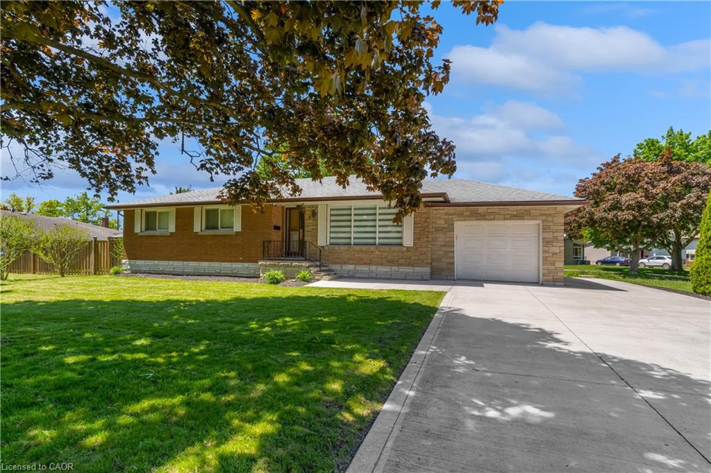 5 Armour Dr, For Sale in Welland - eXp Realty