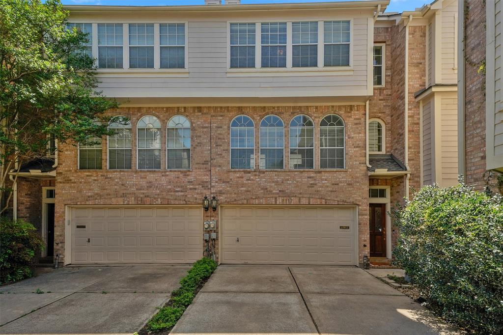 2917 Jackson St, For Sale in Houston - Zoocasa