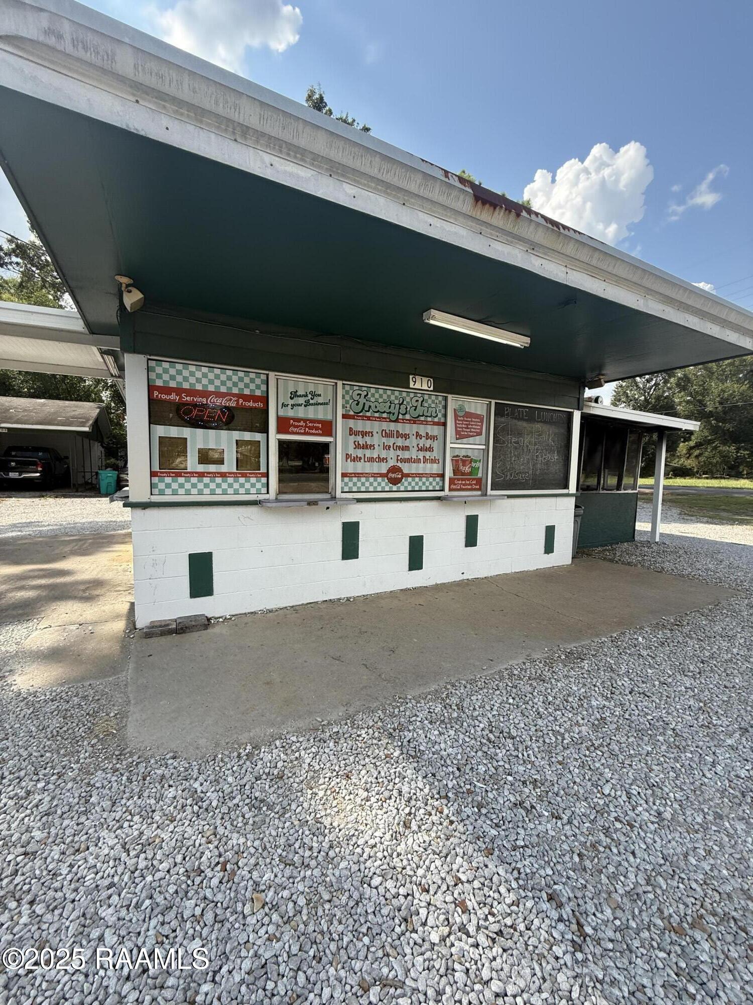 910 & 908 Tate Cove Rd, For Sale in Ville Platte - eXp Realty