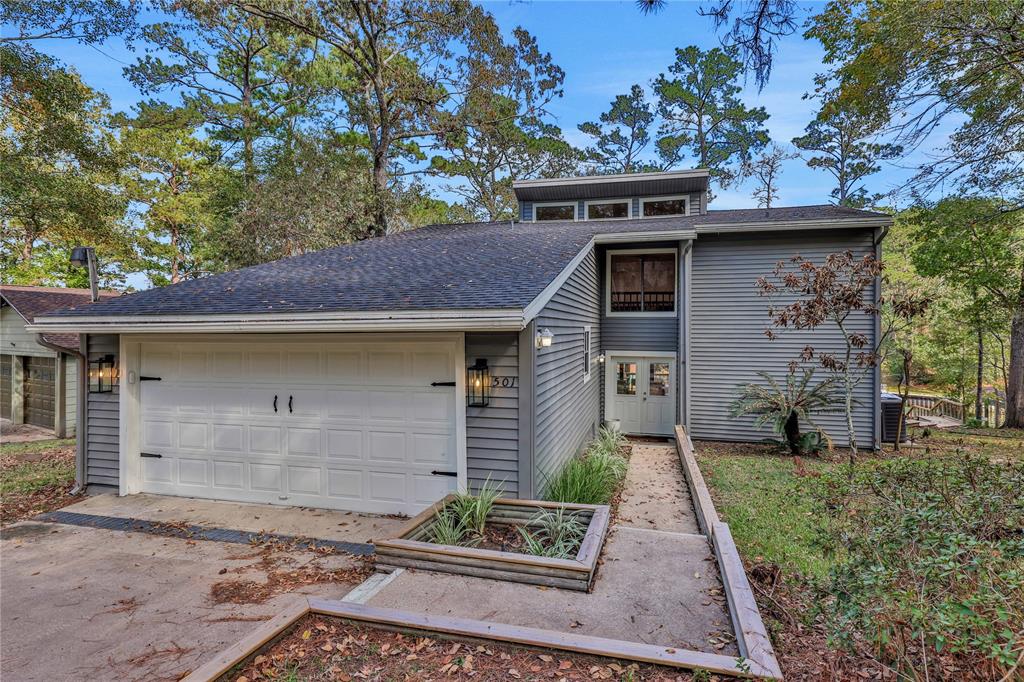 501 N Forest Cove Loop, For Sale in Coldspring - eXp Realty