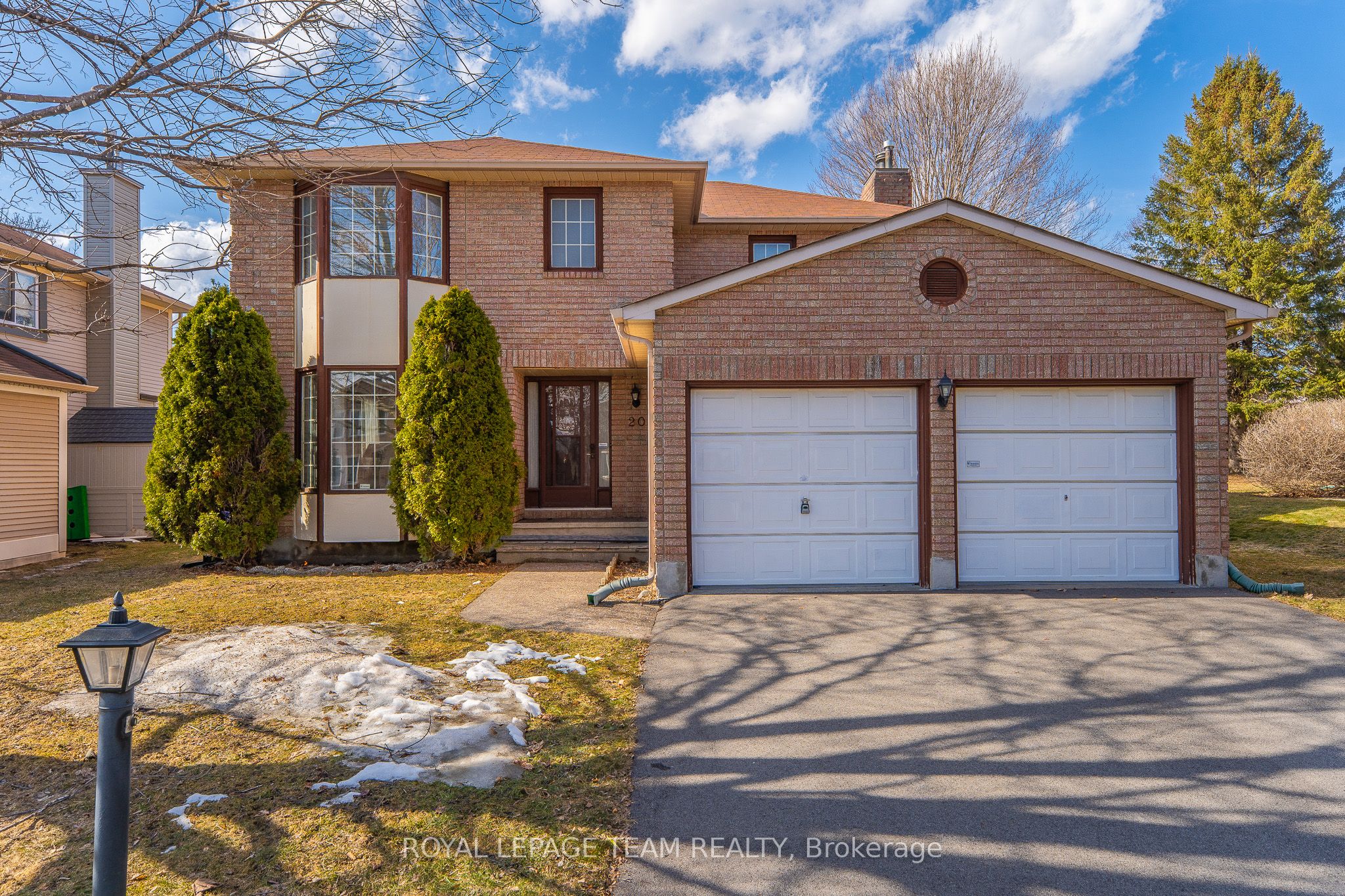 20 Huntsman Cres, Sold in Kanata - Zoocasa