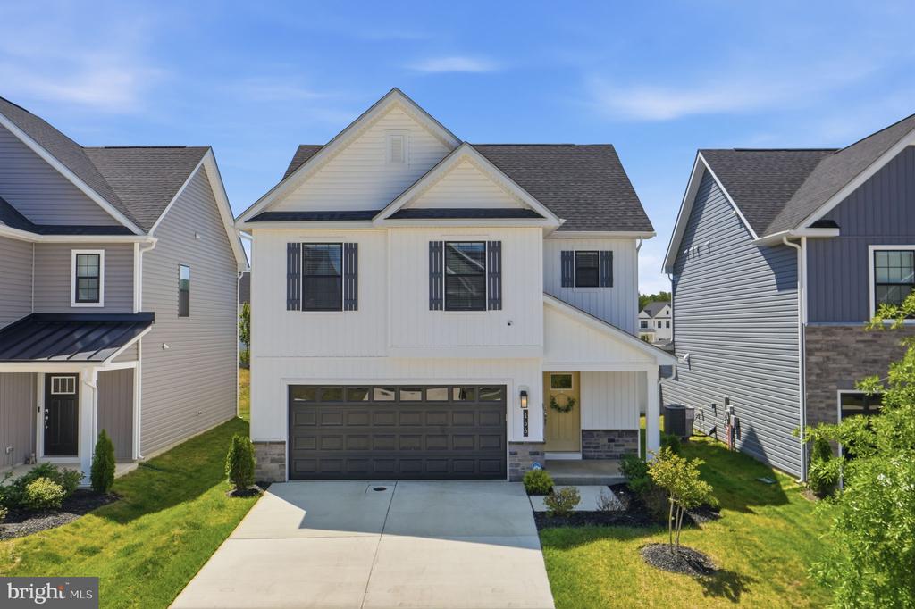 156 Wood Walk Ave, For Sale in La Plata - eXp Realty