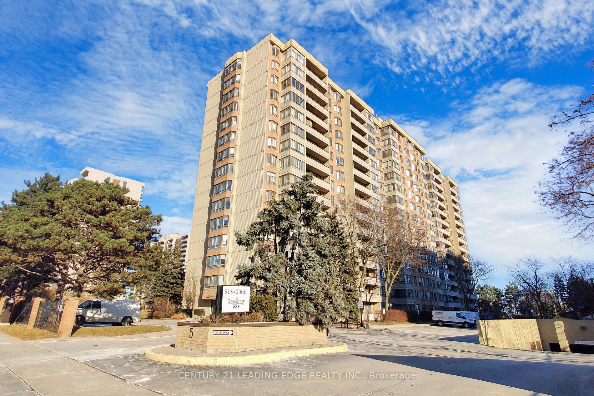 401 - 5 Lisa St, Sold in Brampton - eXp Realty