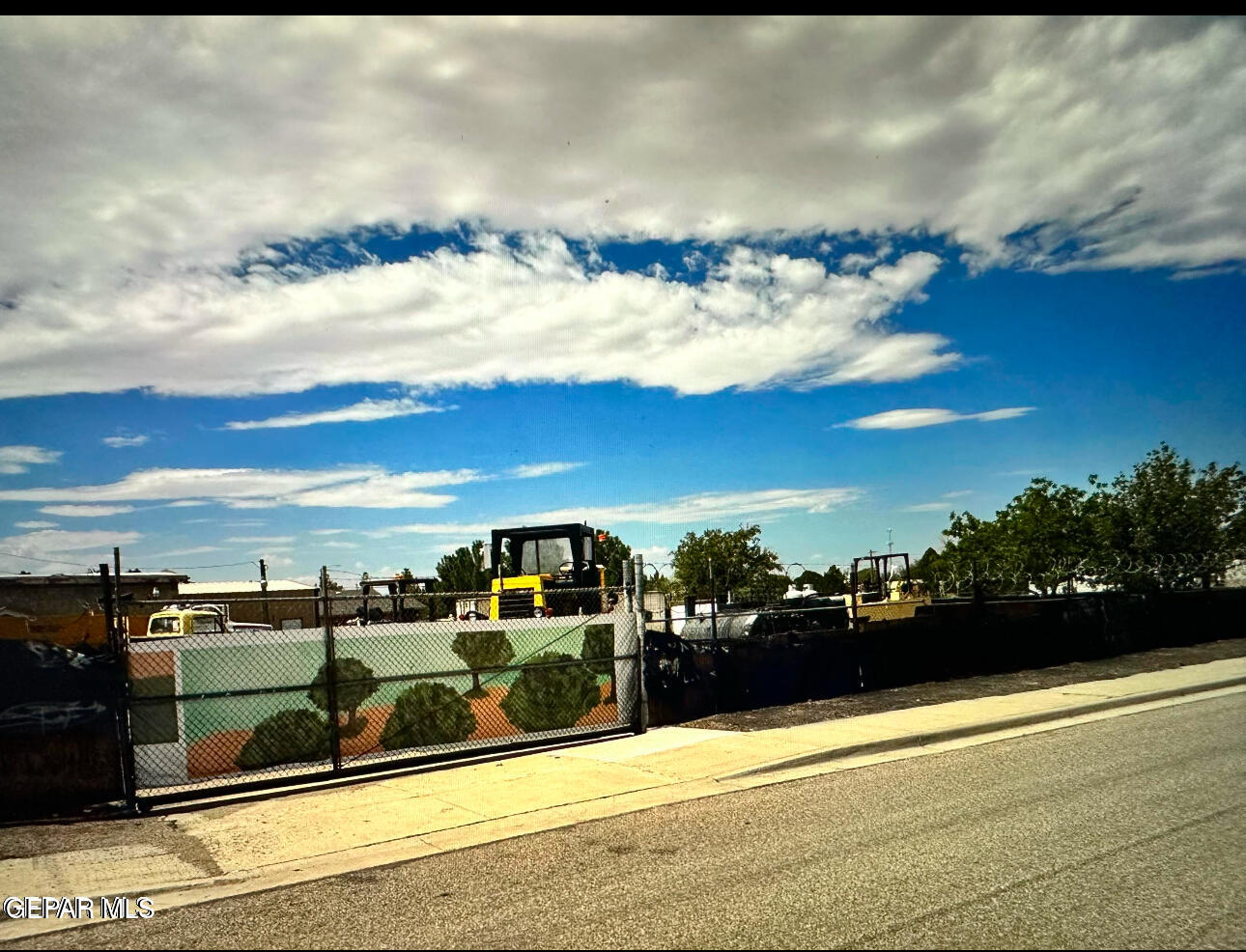 14950 Mule Deer Drive, For Sale in El Paso - Zoocasa