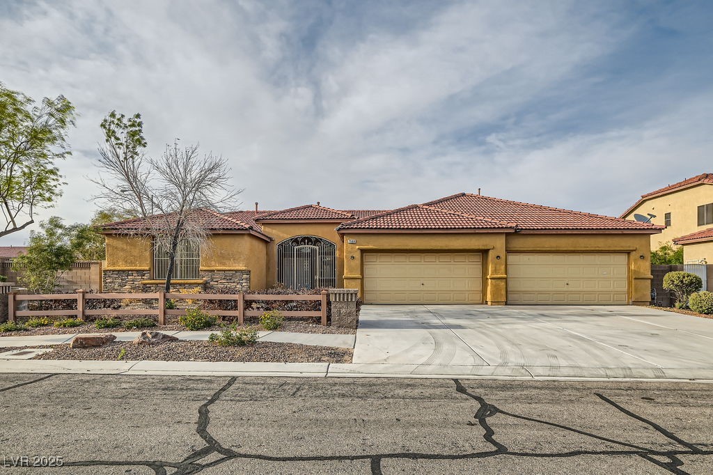 7568 Shadow Estates Way, For Sale in Las Vegas - eXp Realty
