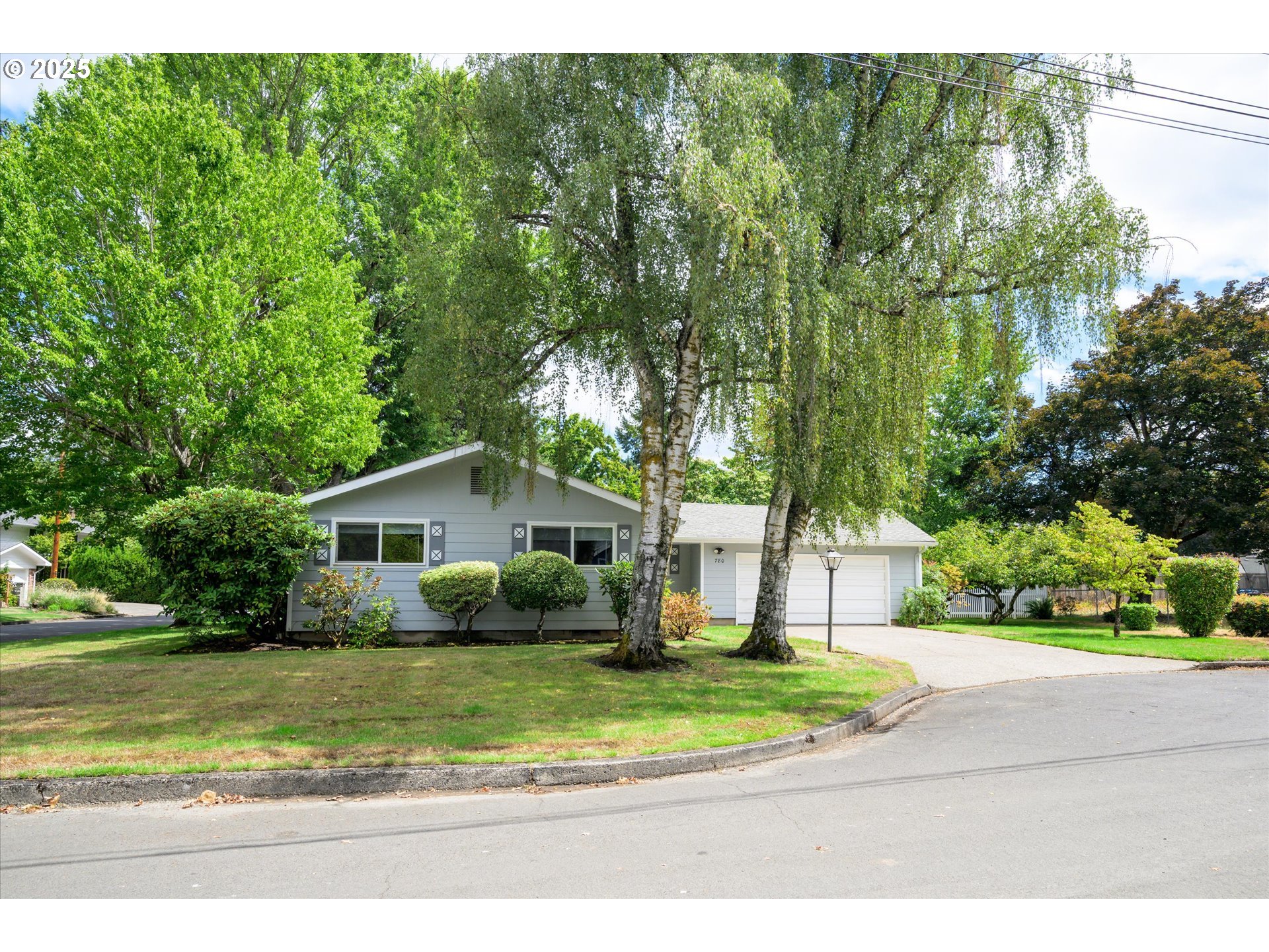 780 Cornwall Ave, For Sale in Eugene - eXp Realty
