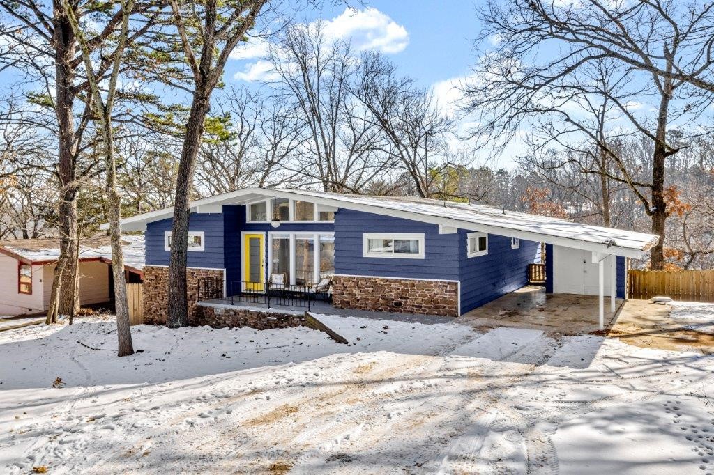 36 Sheneman Dr, Sold in Bella Vista - Zoocasa