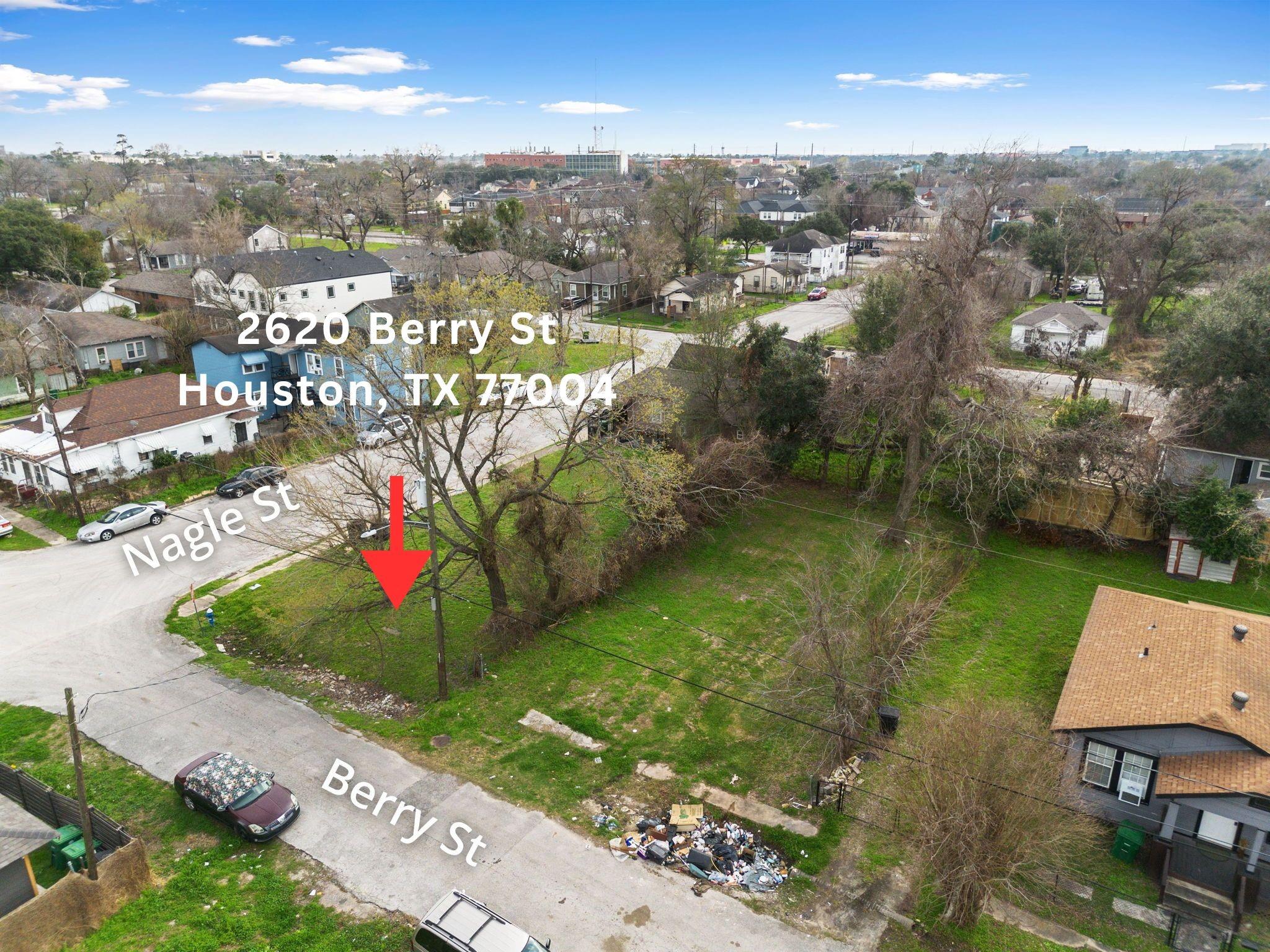 2620 Berry St, For Sale in Houston - eXp Realty