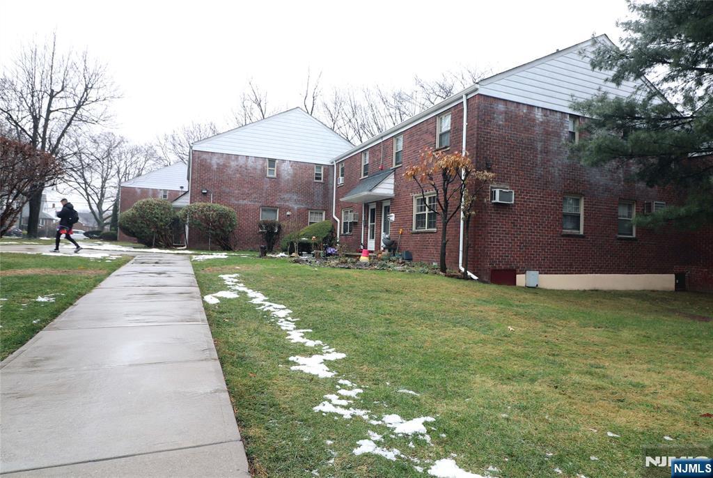 1267 Anderson Ave, For Sale in Fort Lee - eXp Realty