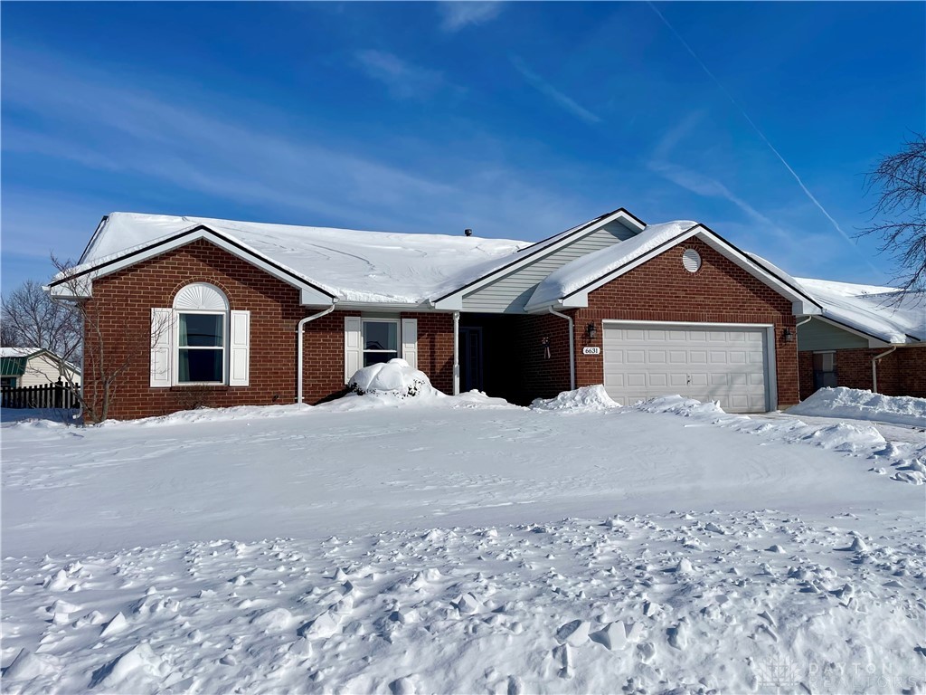 6631 Deer Meadows Dr, For Sale in Dayton - eXp Realty