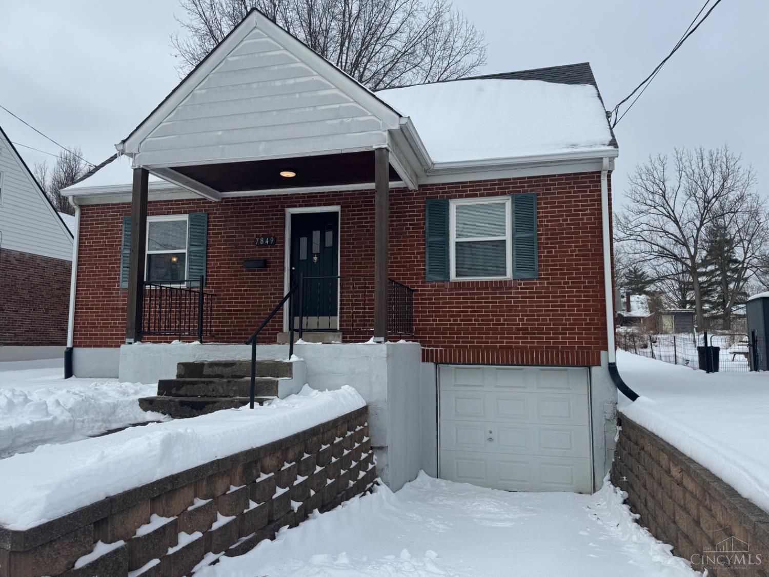 7849 Seward Ave, For Sale in Cincinnati - eXp Realty