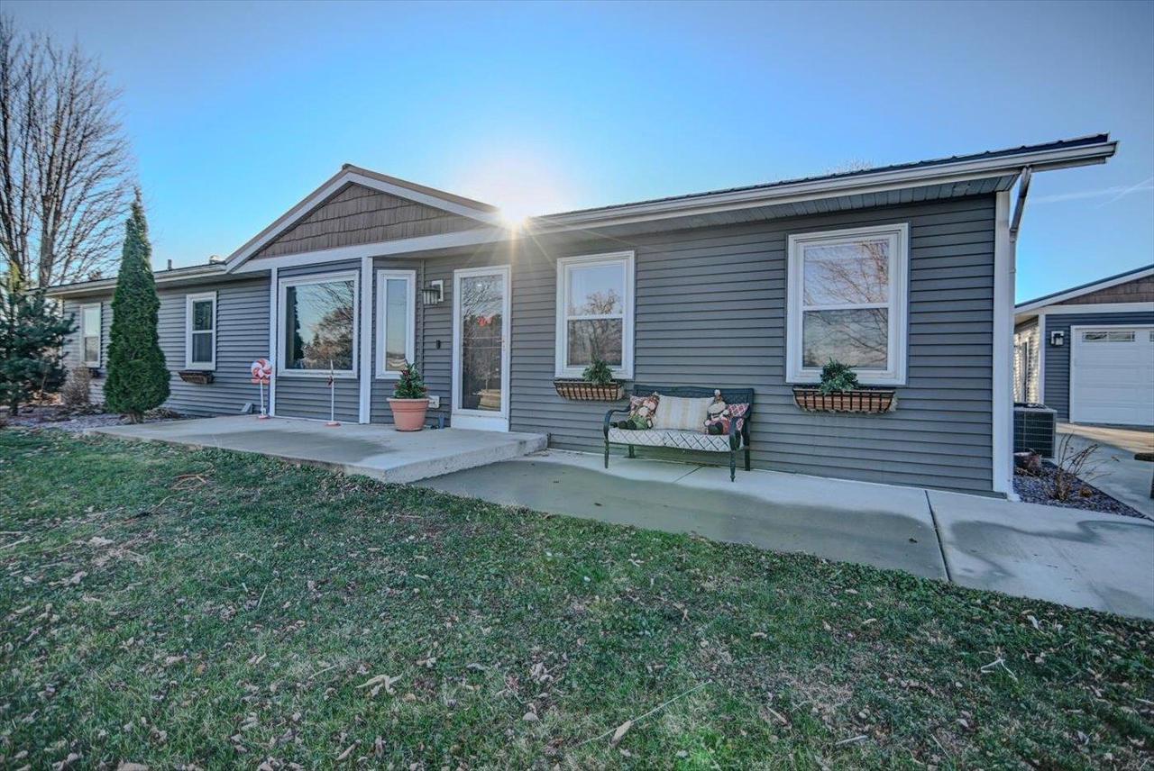 2853 Aaker Road, For Sale in DUNKIRK - Zoocasa